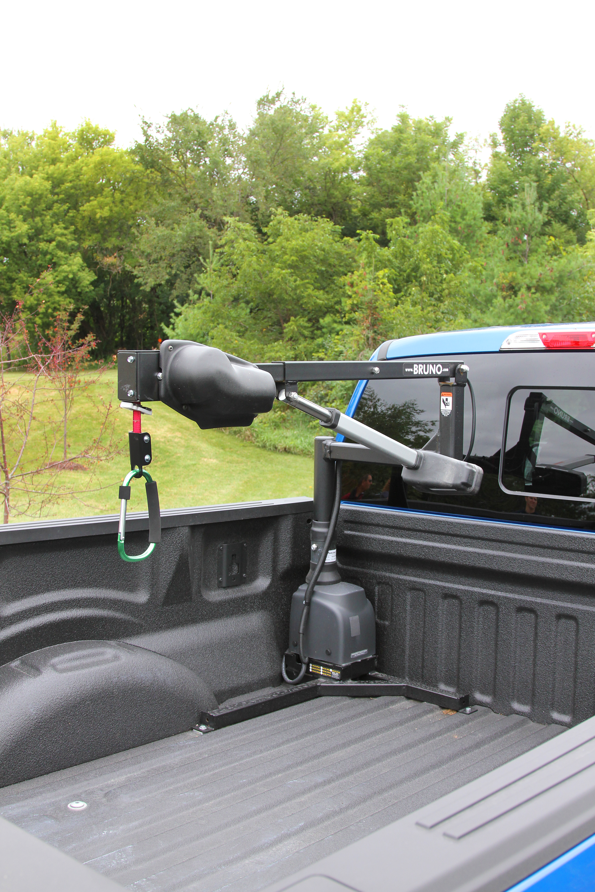 Out-Rider Heavy Duty Scooter Lift for Trucks | Healthcare Solutions