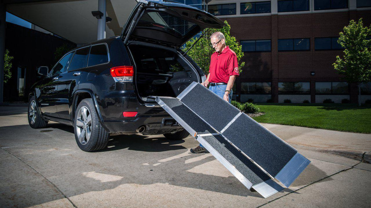 EZ-Access TRIFOLD Advantage Series Ramp – Healthcare Solutions